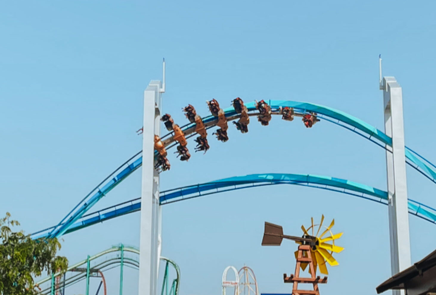 Cedar Point on a Budget: Best Money-Saving Tips for 2026